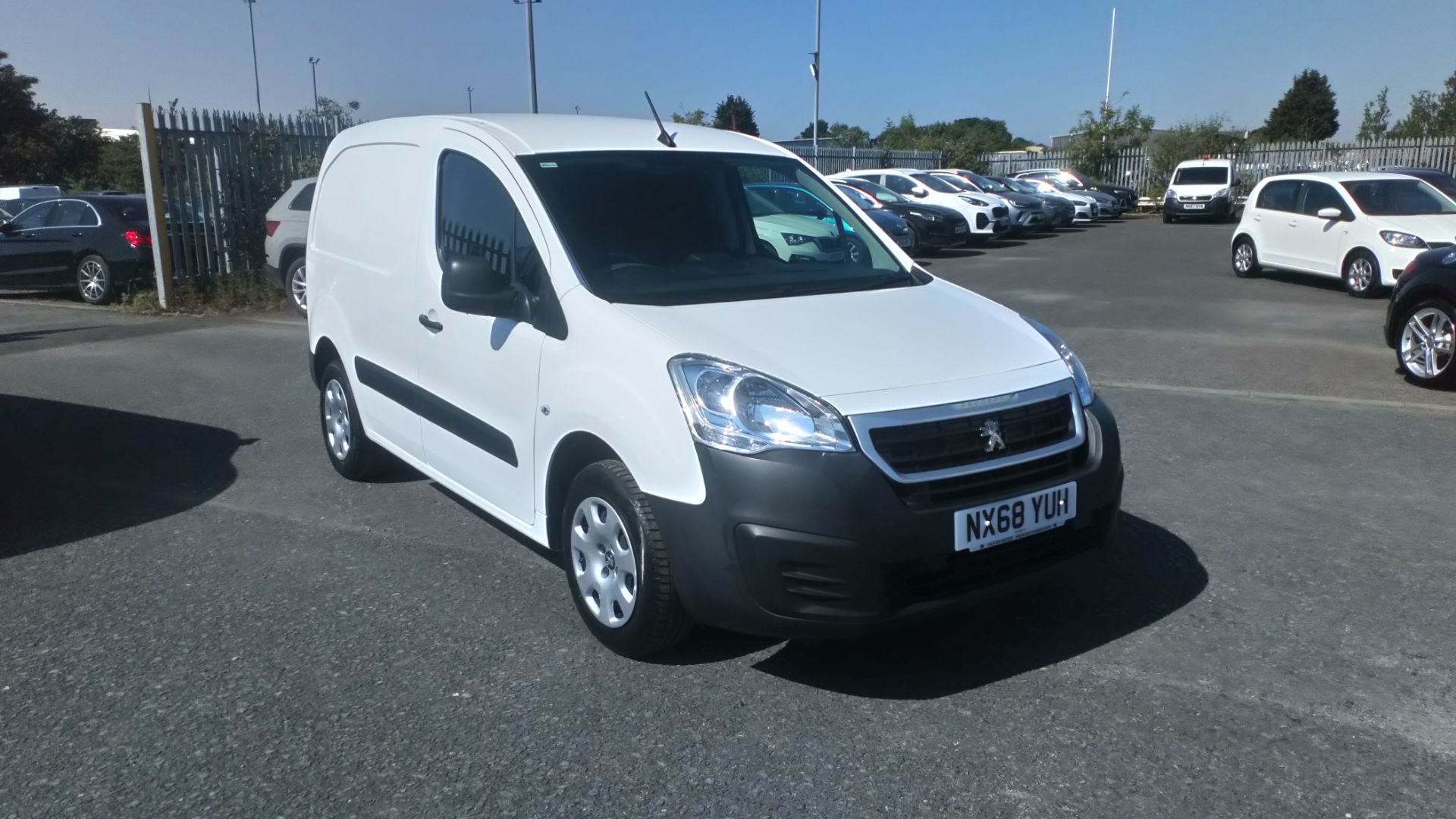 2018 Peugeot Partner 850 1.6 Bluehdi 100 Professional Van [Non Ss ...
